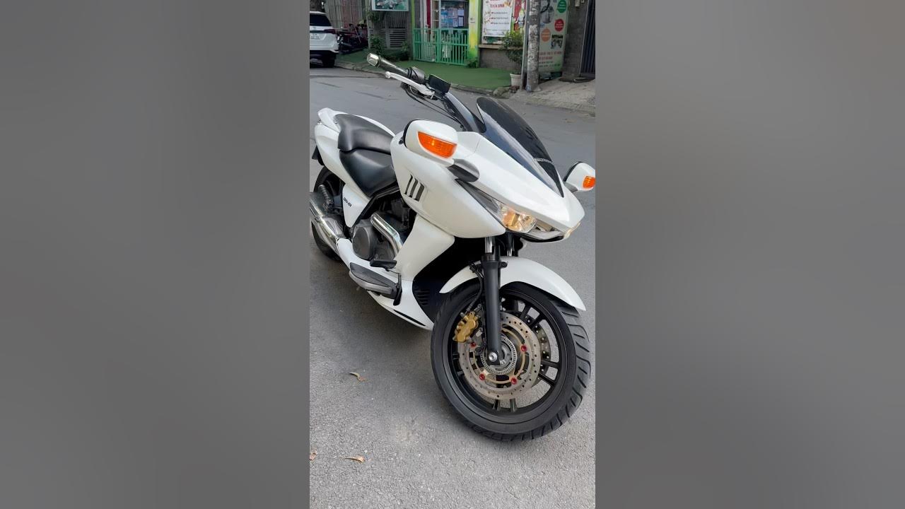 Siêu phẩm Honda DN-01 - YouTube