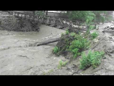 Thimphu Flash Flood (26 May 2009) - YouTube