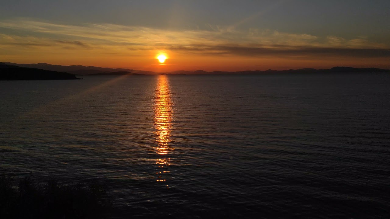 Ηλιοβασιλεμα Μηλινας σε time lapse - YouTube