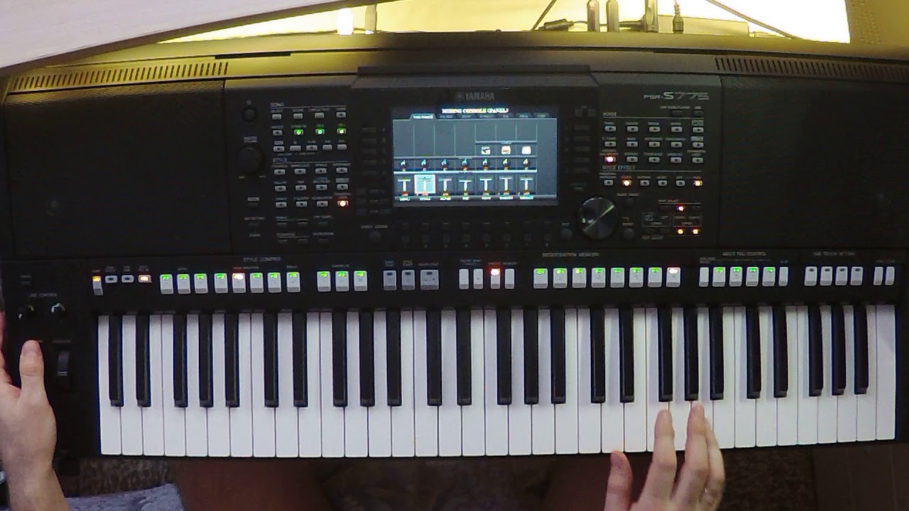 Yamaha PSR s775 Joy Touch - YouTube