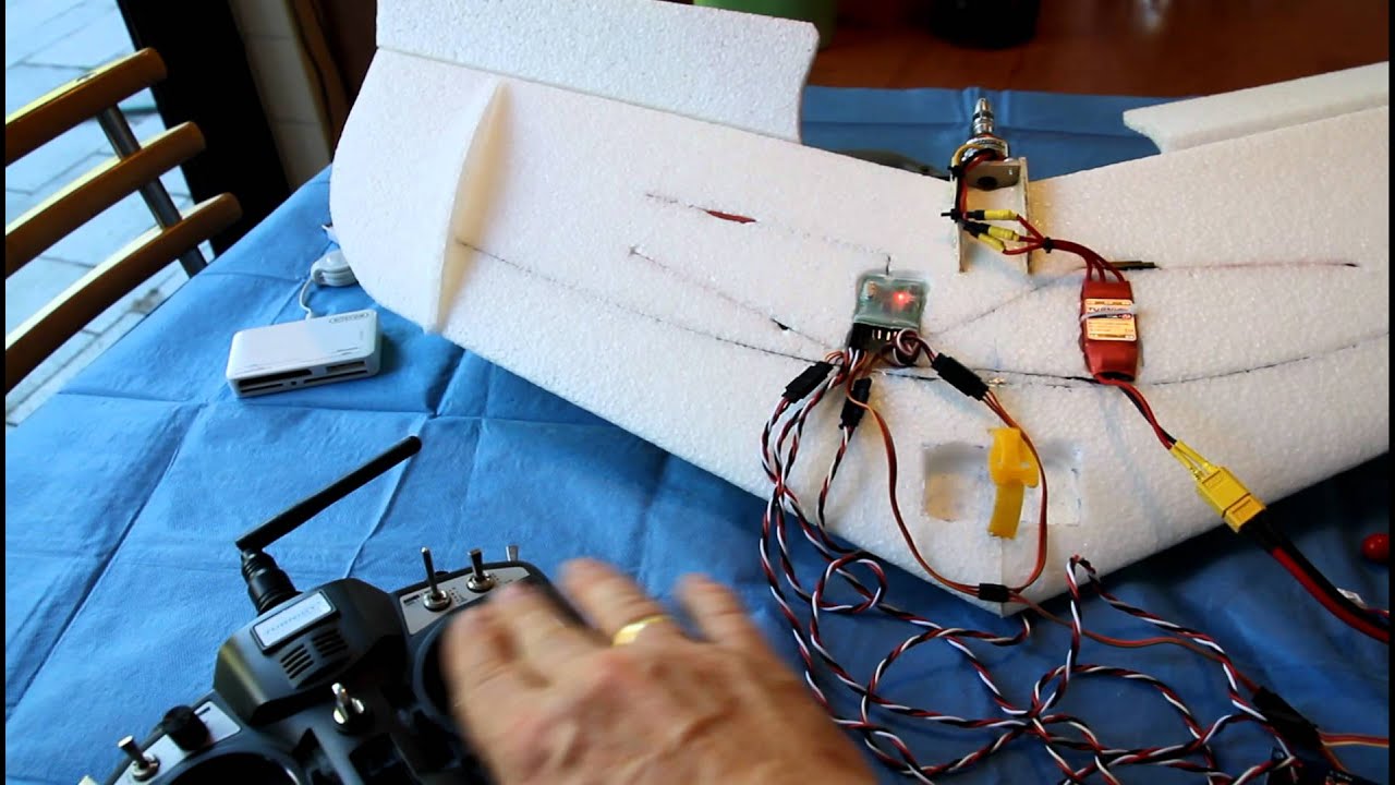 Multi-Rotor Control Board and Flying Wing - YouTube
