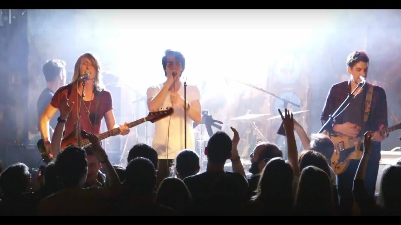 AMBER LINES - Live in Paris (Le Réservoir) - Watchin' Me - YouTube