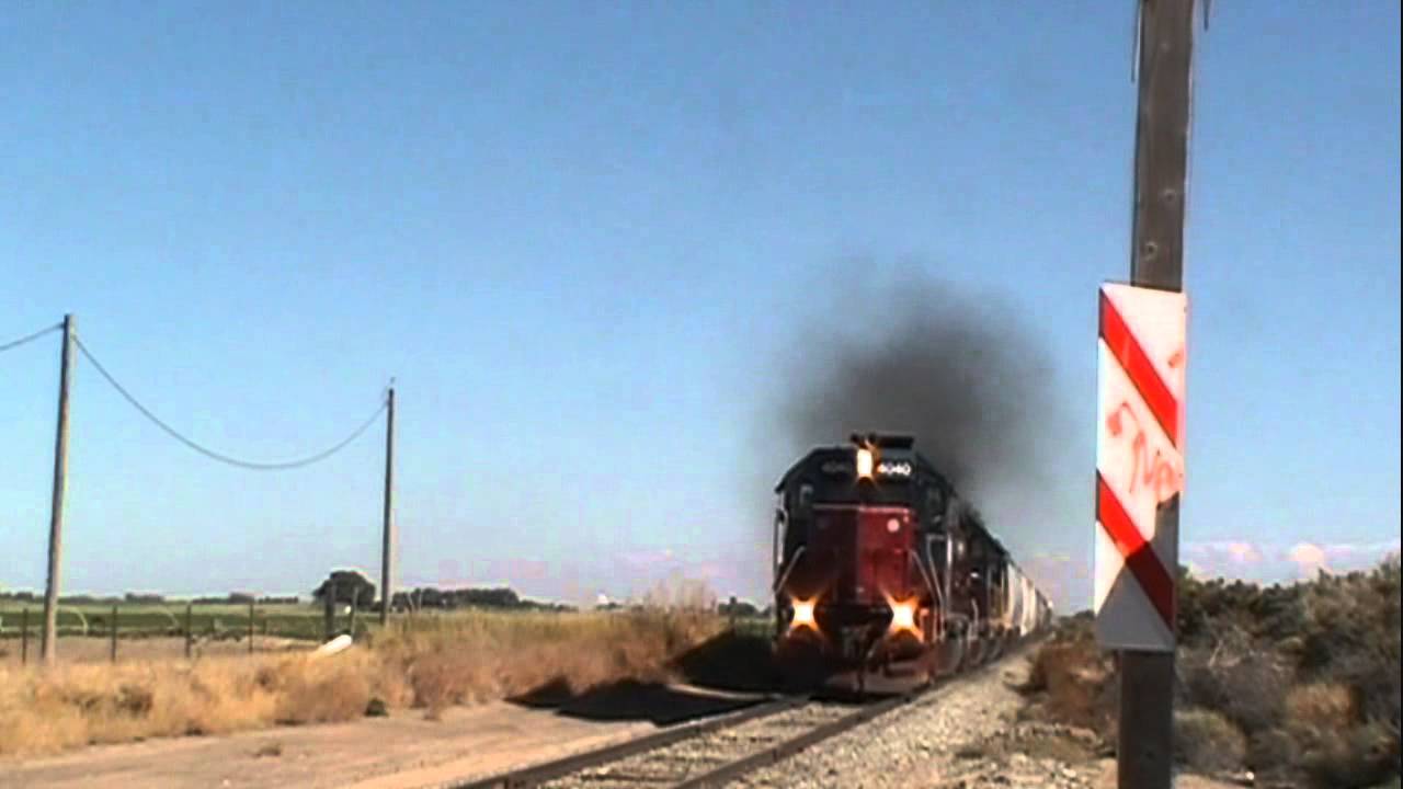 Jointed Rail Madness! Eastern Idaho's Northside Turn.wmv - YouTube
