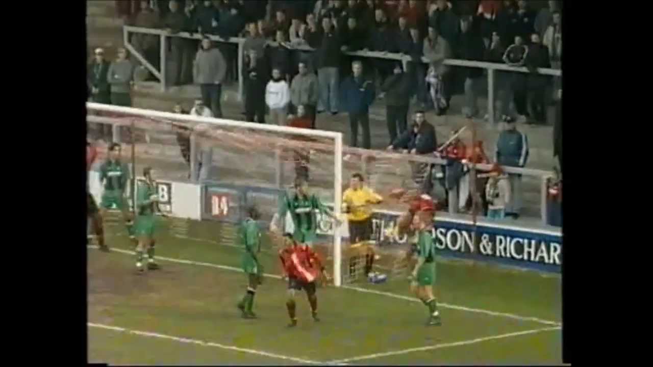 Stuart Bimson scoring direct from a corner. - YouTube