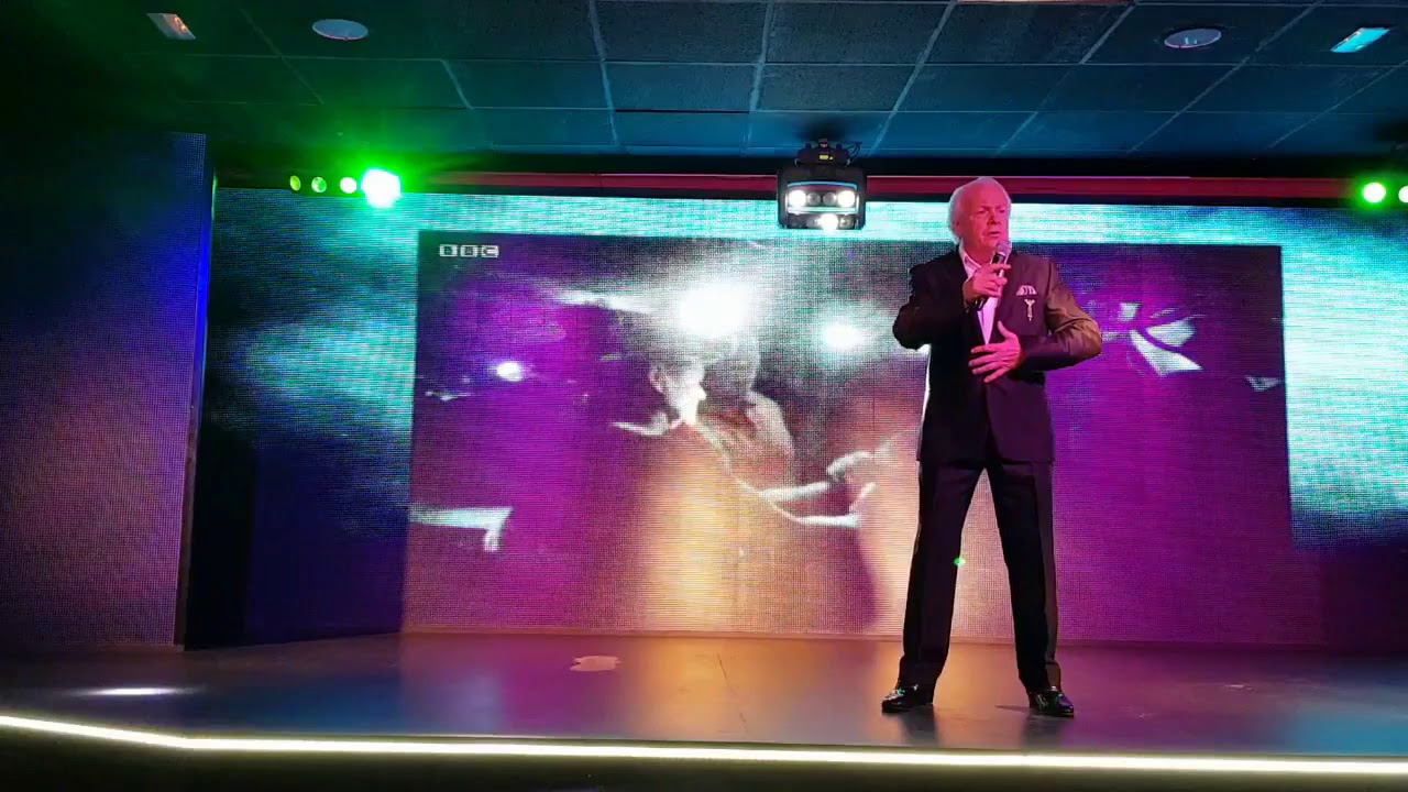 NEIL ROSS SINGING WORKING MAN - YouTube