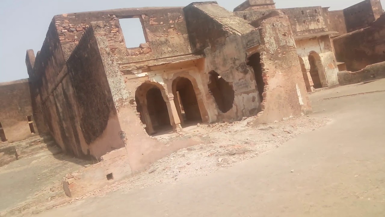 Rajasthan fort, Khetri fort - YouTube