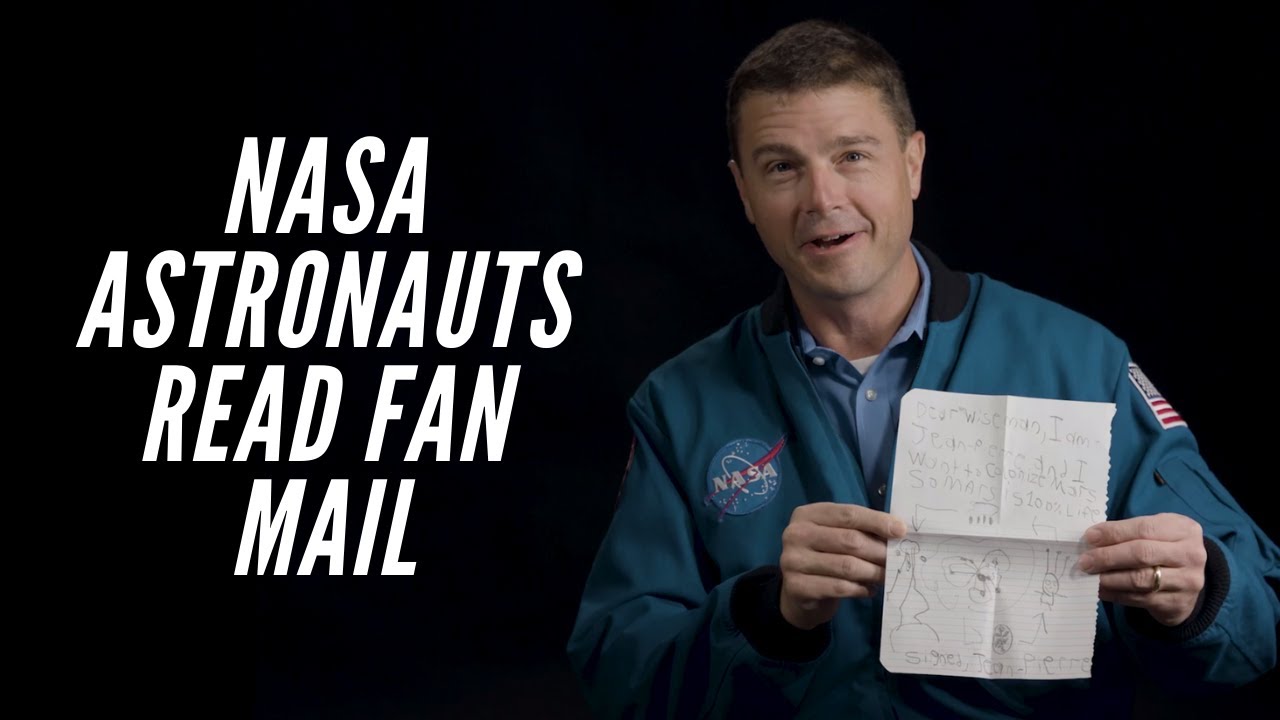 NASA Astronauts Read Fan Mail - YouTube