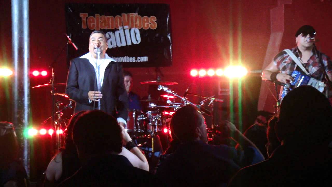 JR Gomez (Jay Perez Band) live @ La Playa - Yolanda Cumbia Jam - Odessa ...