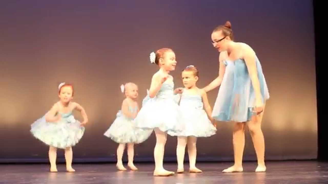 Penelope's First Ballet Recital (dress rehearsal) - YouTube