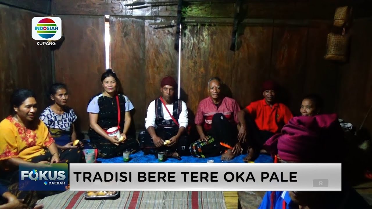 TRADISI BERE TERE OKA PALE, PASANGAN PENGANTIN DIPERSATUKAN SECARA ADAT ...