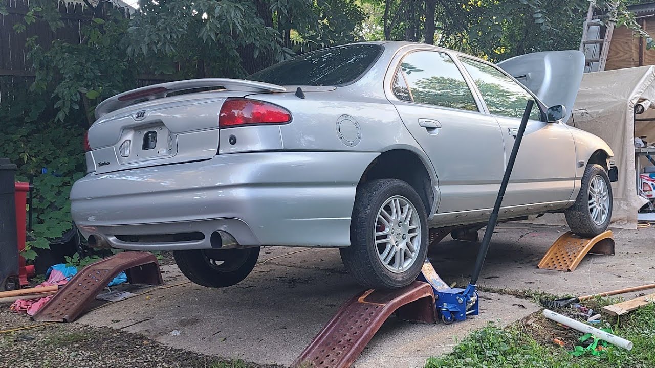 2000 svt contour engine removal day 1 - YouTube