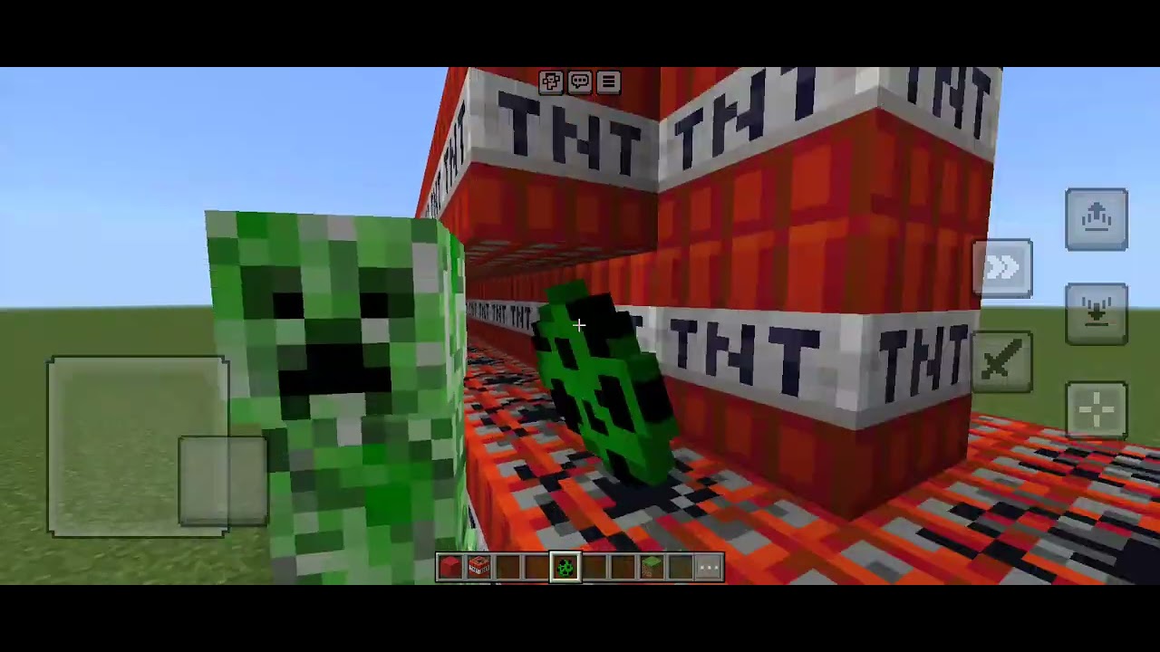 TNT destroy and charge creeper a normal creeper - YouTube