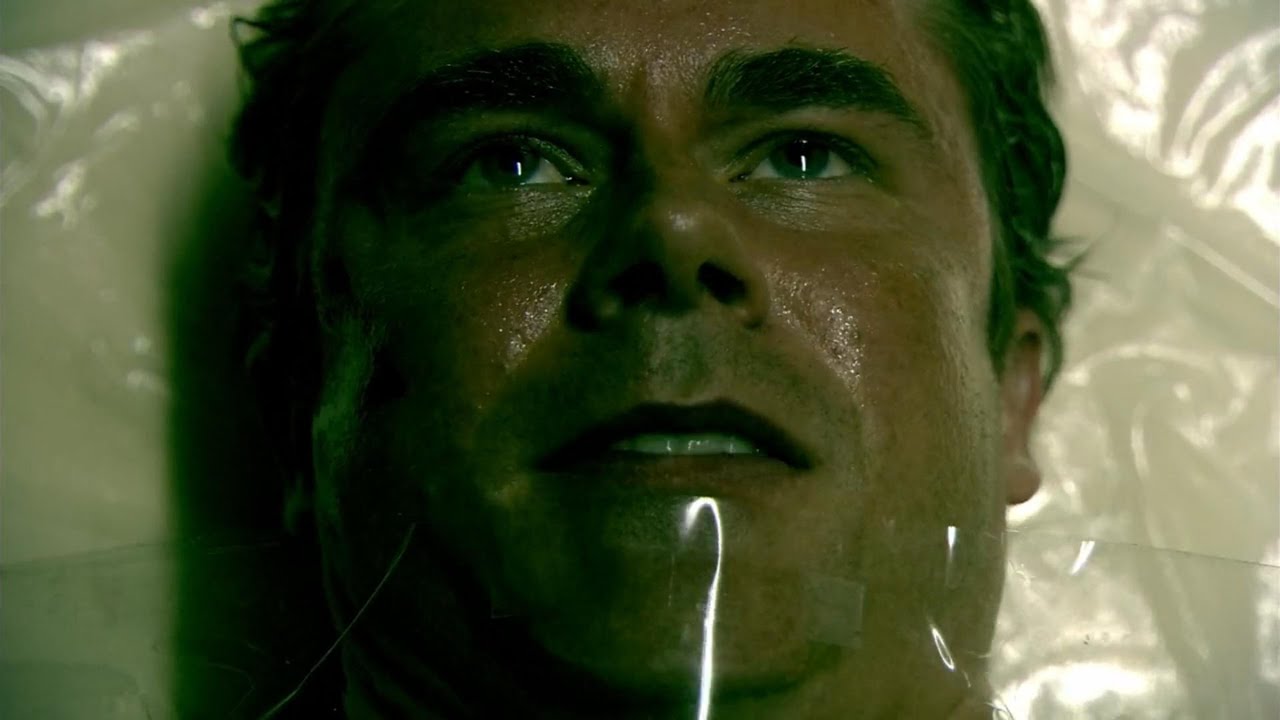Sam Trammell as Matt Chambers in Dexter: Season 1, Episode 2 "Cocodrilo ...