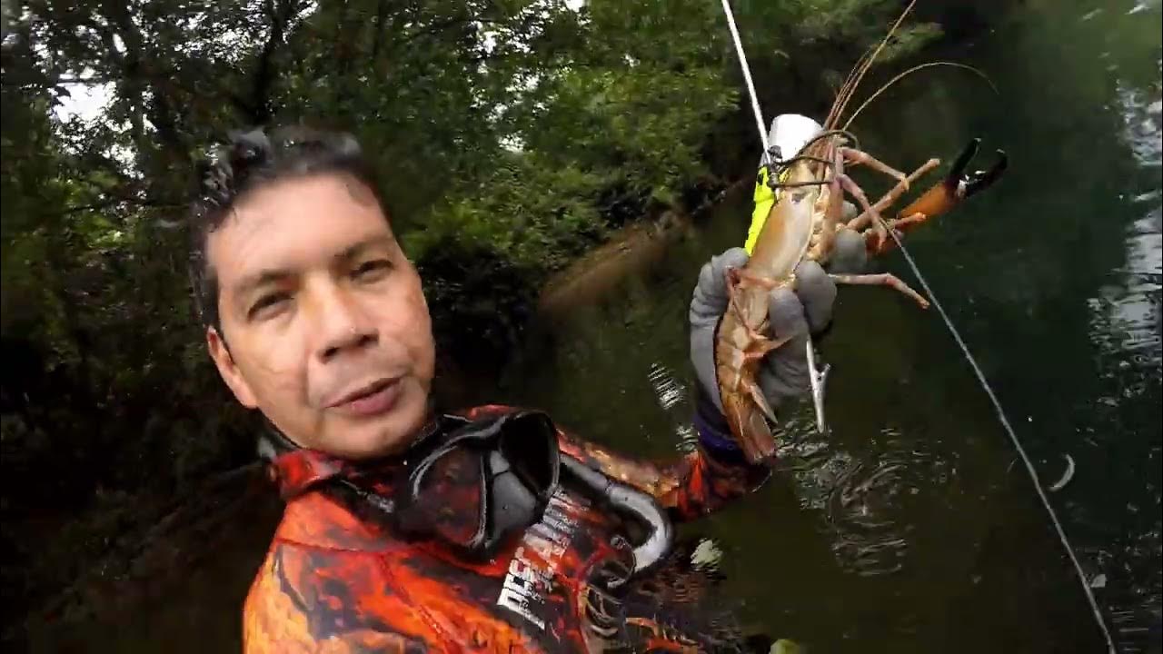 pesca con arpon en aguas cristalina en río de la provincia de Esmeraldas - YouTube