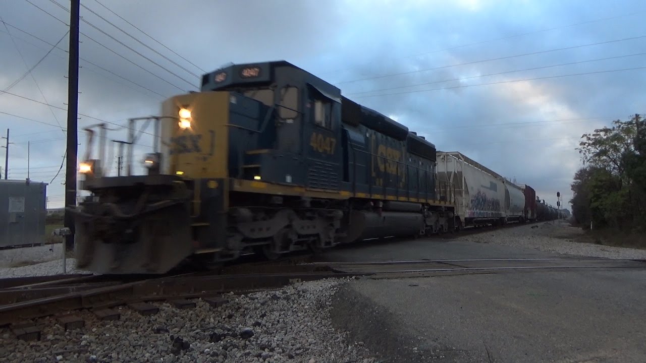 CSX SD40-3 4047 leads a local in Mobile, AL feat mechanical bell and S ...