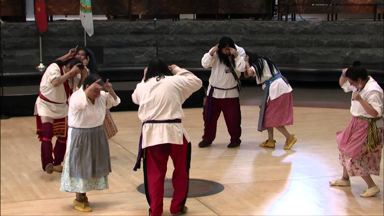 Cherokee Days 2014: Traditional Dances by the Eastern Band 1 - YouTube