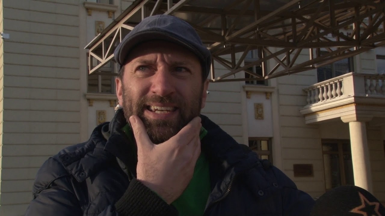 BACKSTAGE - SASHKO KOCEV ZBORUVA ZA NEZGODITE KOI MU SE SLUCILE NA ...