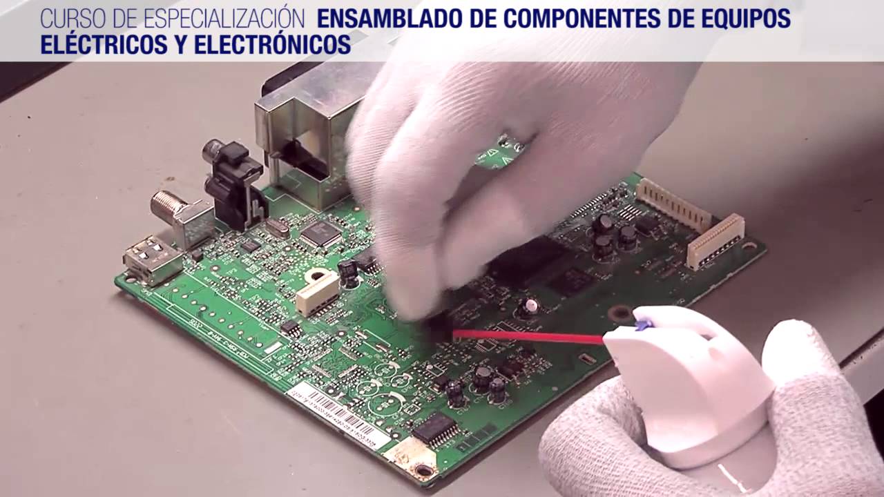 Ensamblado de Componentes de Equipos Eléctricos y Electrónicos - YouTube
