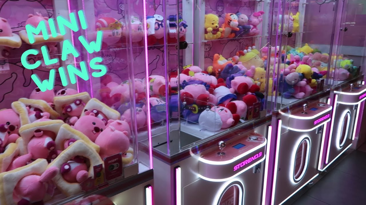 Winning Prizes from the MINI CLAW MACHINES - YouTube