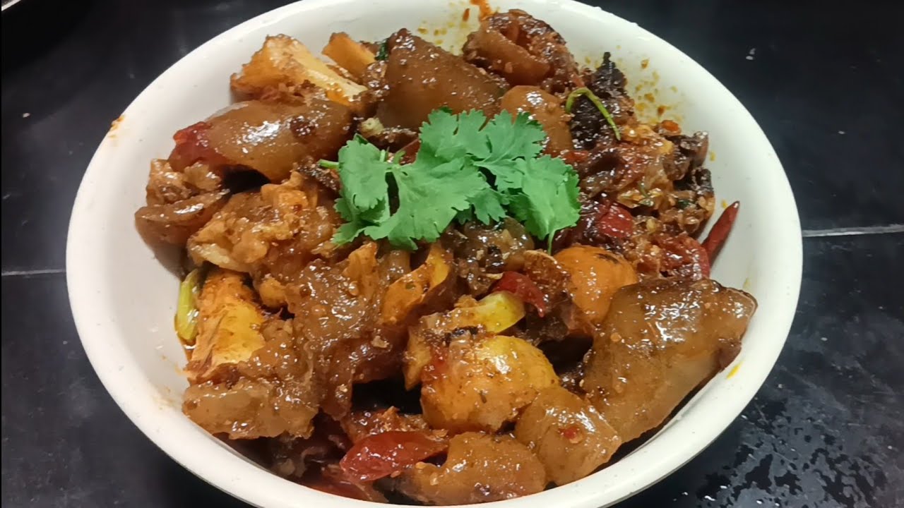 #Buff_Meat_Achaar #Bhaisi_ko_Masu_Ko_Achaar#Cooking #nepali_style - YouTube