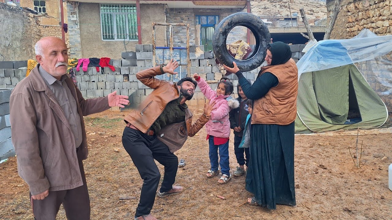 Sahar and Zeinab expelling Sajjad #on the Ranj channel - YouTube