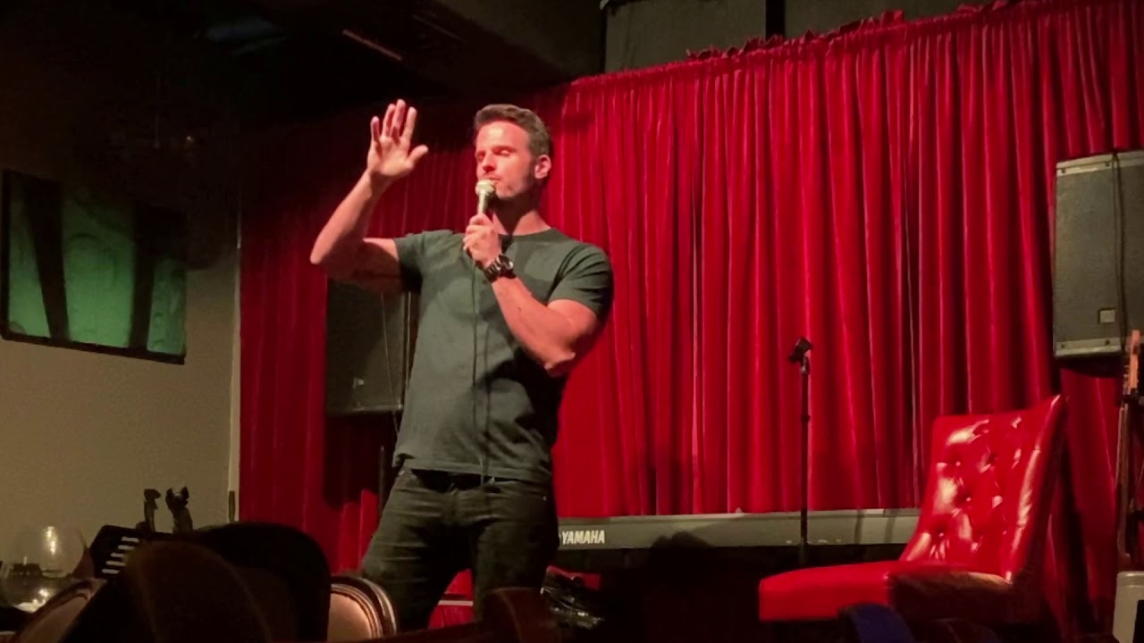 Zach McGovern Gatsby’s Comedy Joint 1/28 - YouTube