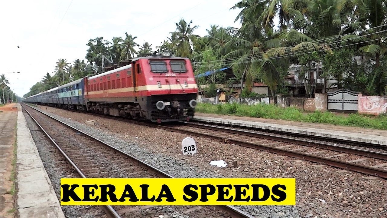 24 Coach Kerala Express Make Coconut Trees Dance, Honk Whatsup, Speed ...