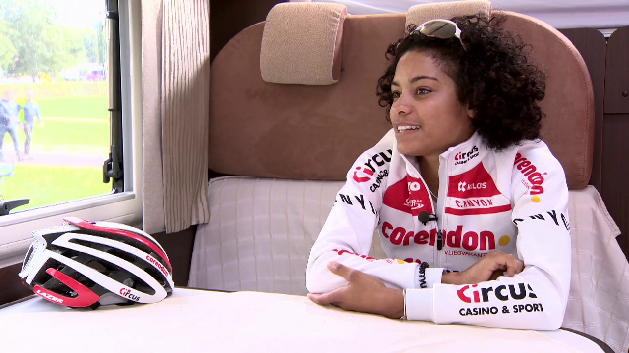 Ceylin del Carmen Alvarado: 'Zenuwachtig ben ik bijna nooit' - YouTube