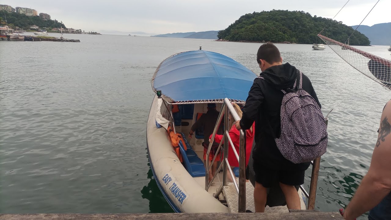 EMBARCANDO NO FLOAT BOAT EM MANGARATIBA SENTIDO ILHA GRANDE - YouTube