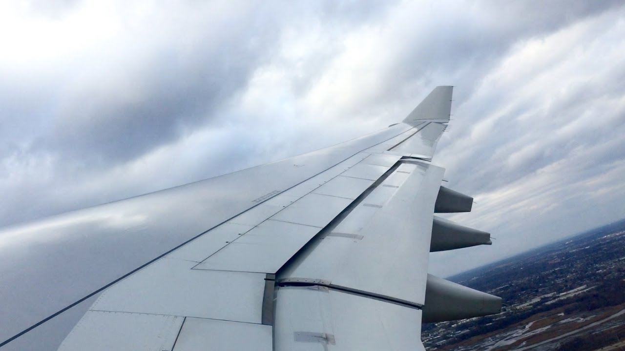 American A330 Takeoff Philadelphia - YouTube