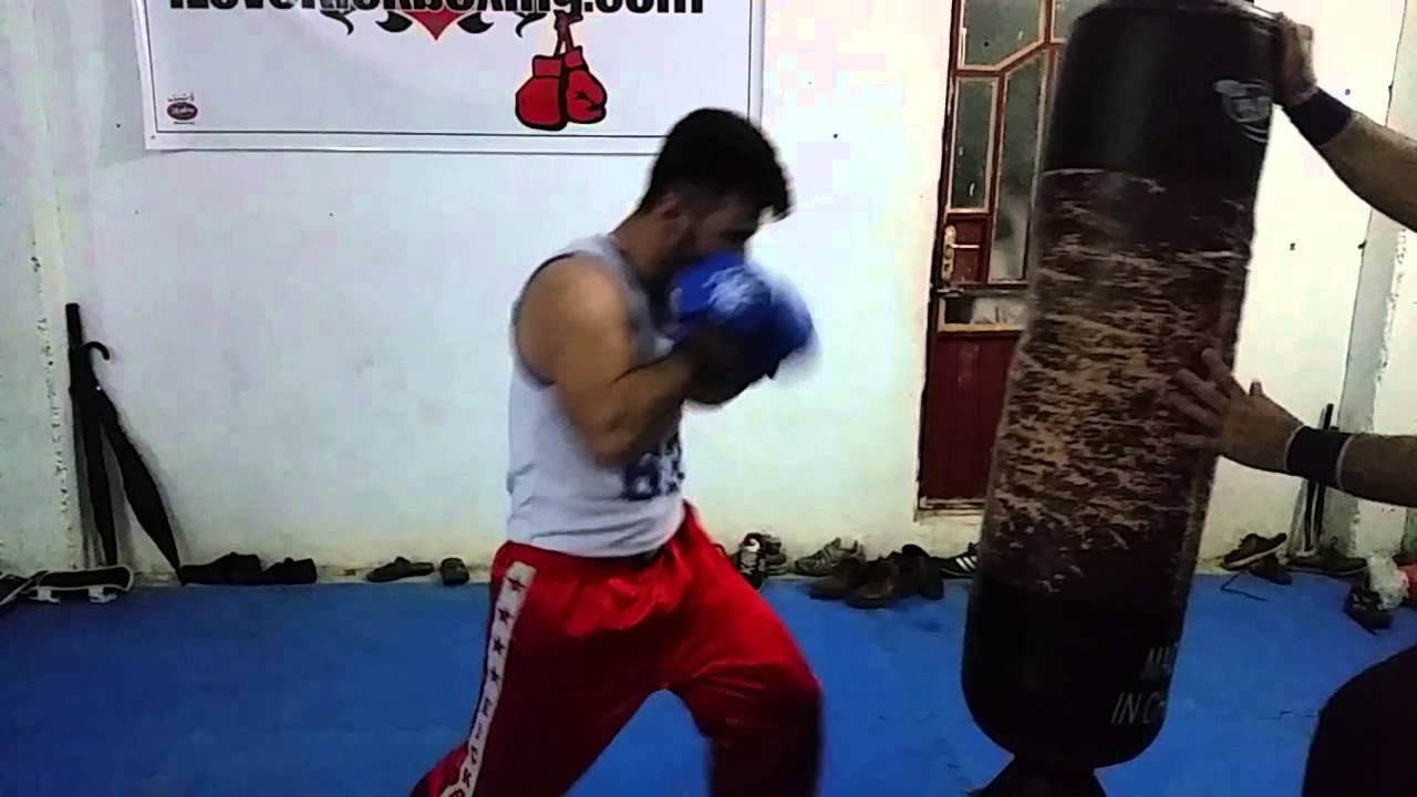 Azhdar xamosh - YouTube