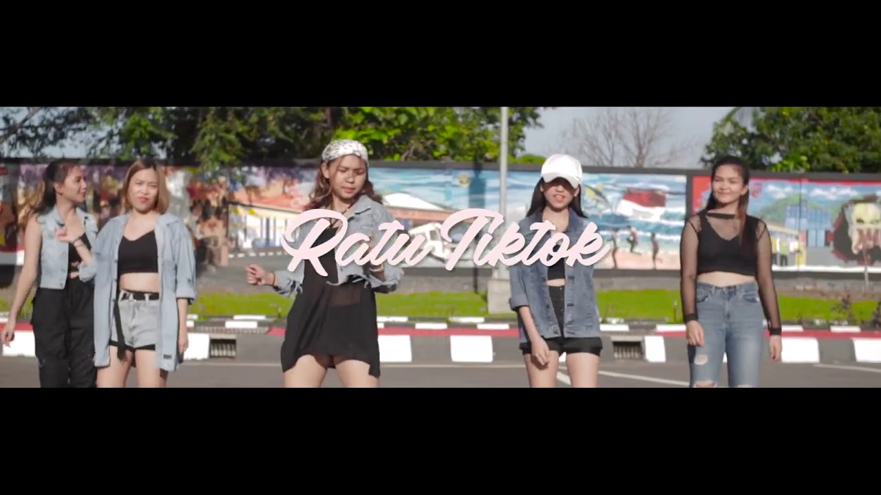 LAGU VIRAL RATU TIK TOK - PIAW_(cover) - YouTube