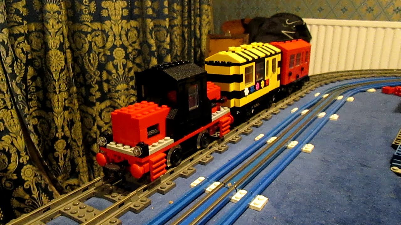 Lego 7818 mod: Ladybird and Bumblebee Editions - YouTube