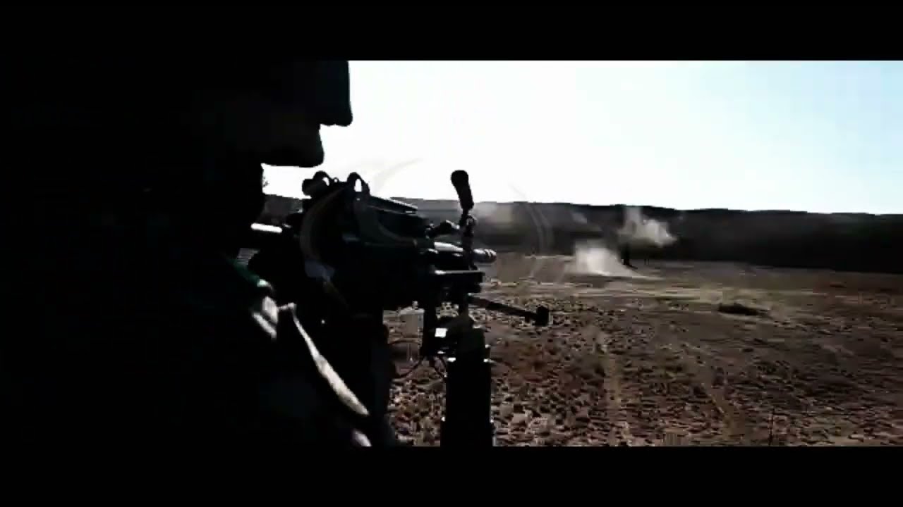 SOLDADOS EN PRÁCTICA DE FUEGO REAL - YouTube