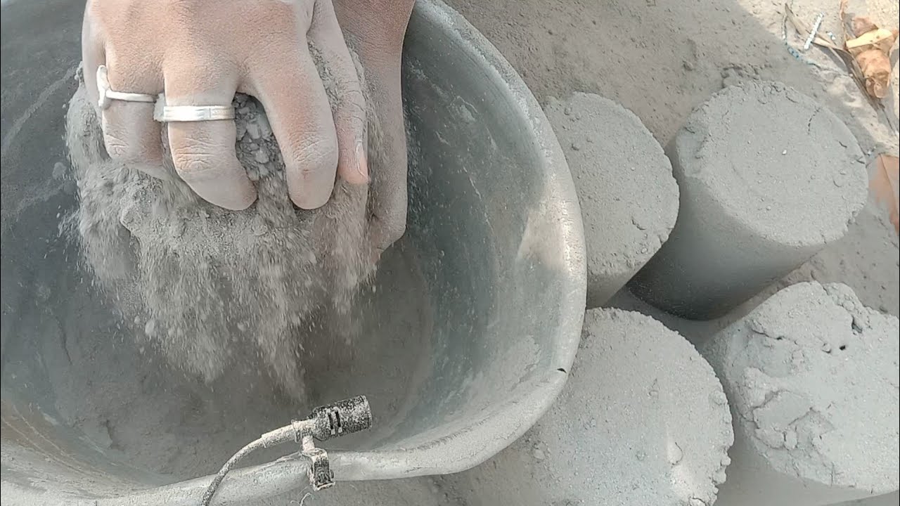 Reuse pure cement big cylinders super melting crumbling, pouring into ...