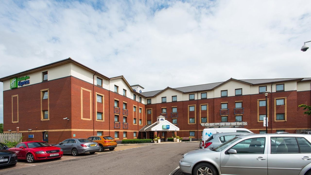 Holiday Inn Express Bristol - Filton, United Kingdom - YouTube