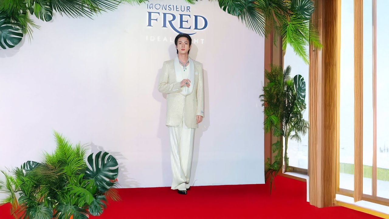 BTS JIN FREDJEWELRY | BTS JIN red carpet FREDJEWELRY seperti fashion ...