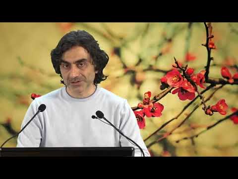 Sabredenleri müjdele! İnsanı terfi ettiren imandır!