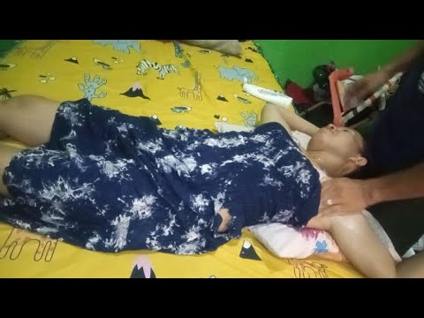 Pijat ketiak bersama pak sopir 
