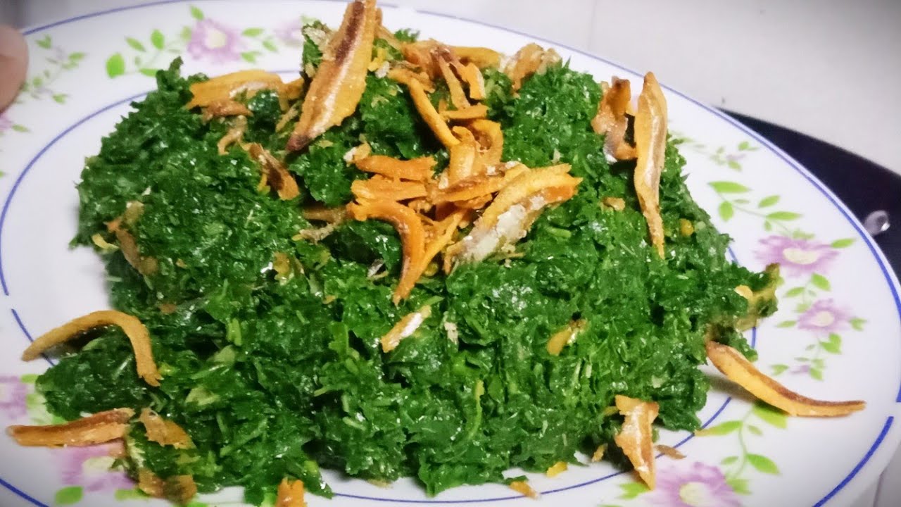 RESEPI SAYUR DAUN UBI TUMIS DENGAN IKAN BILIS RANGUP - YouTube