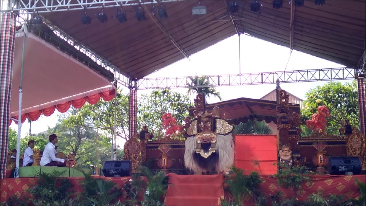 Tari Bapang barong festival 1 - YouTube