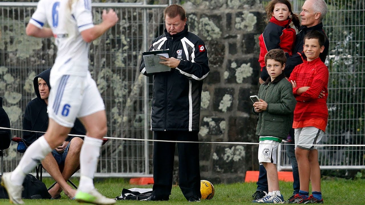 AFF - Referees Lynn & Neil Fox - YouTube