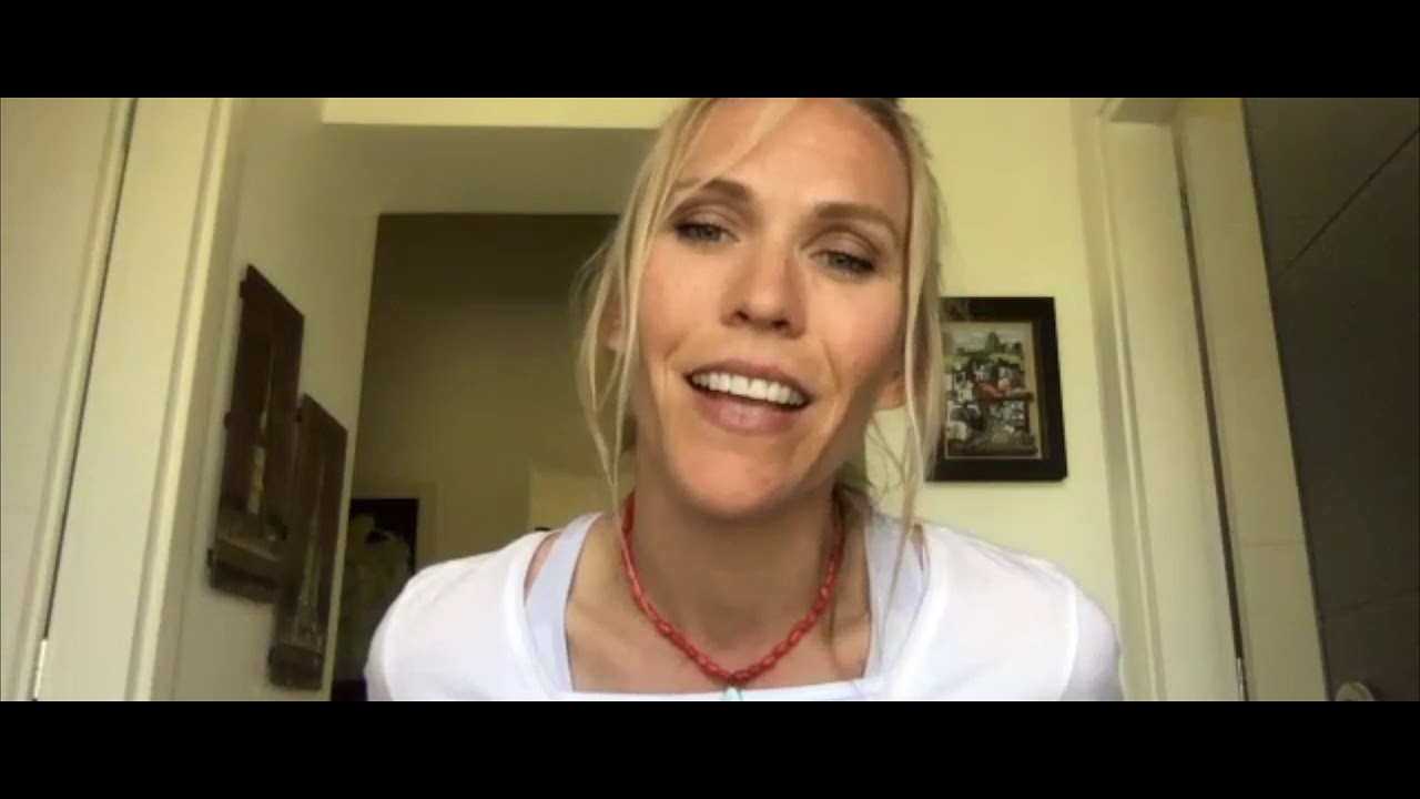 Interview with WNBA Star, Erin Perperoglou - YouTube