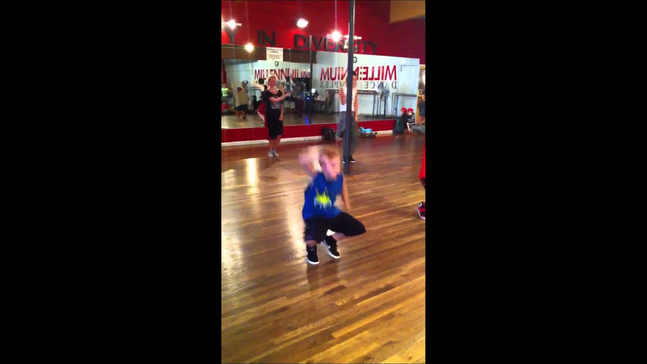 Kade Pait dancing to choreographer Nika Kljun - YouTube
