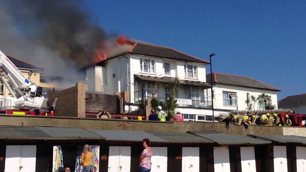 Isle of Wight Fire & Rescue tackle fire at Tarvic 2 Hotel - YouTube