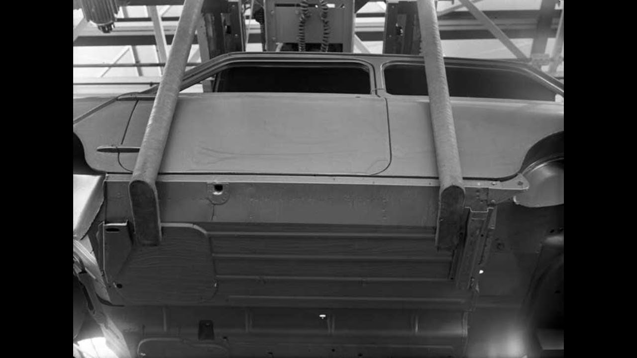 Classic Mini rear subframe fitting - YouTube