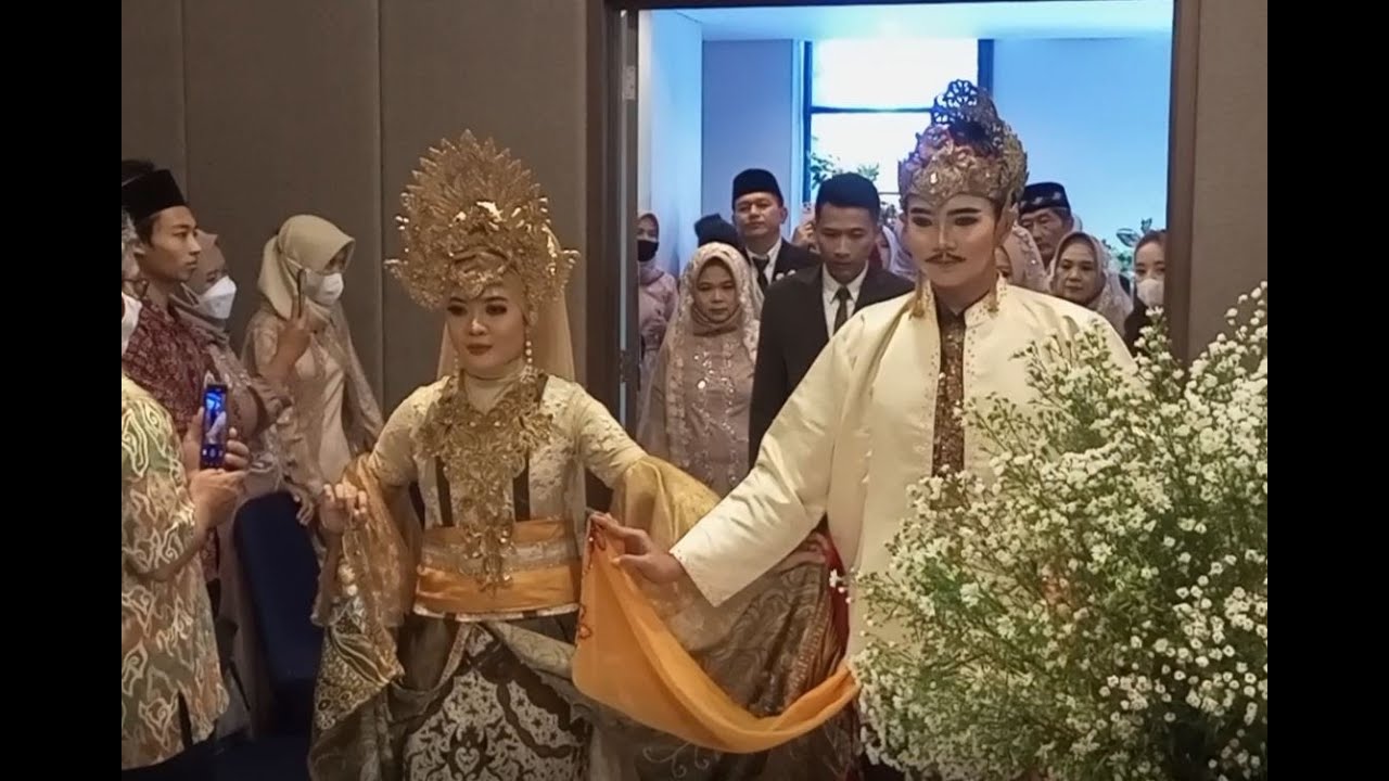 " TARI PERSEMBAHAN RAMA SINTA " oleh Guru MTs Negeri 9 Cirebon ( TRIANA ...