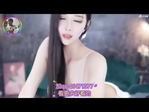 网易cc小恩雅，神情到位，表情销魂，太骚了