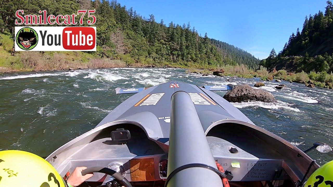 Cx33 Burning Desire races down Rogue River rapids. 2022 World Jet Boat ...