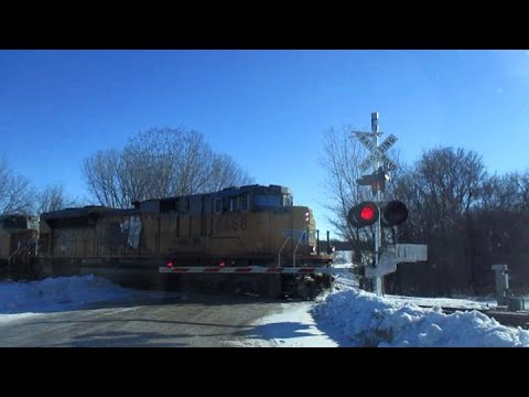 UP 8668 South MITPS Filmed At North Kasper Siding Awesome Extra Horns!! (2-7-2023) - YouTube
